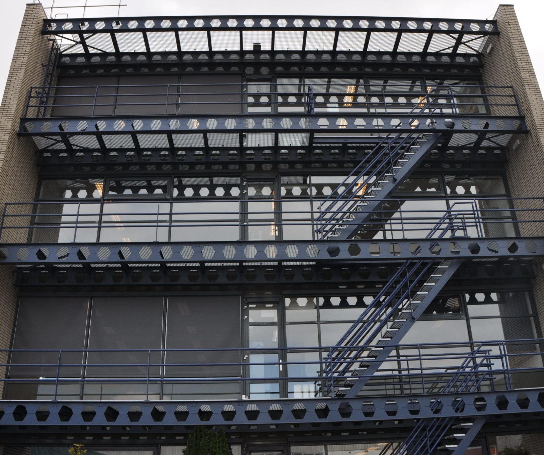 Protective coating for metal constructions - RibbStyle