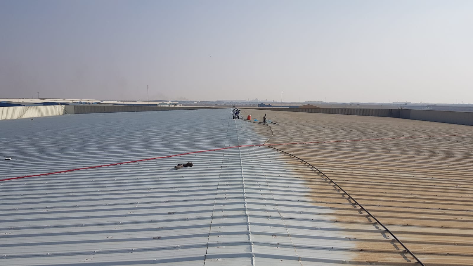 Reflective roof coating for Gulf West Company - RibbStyle
