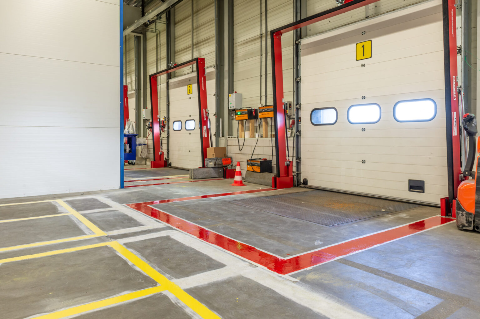 The application of floor lines - RibbStyle