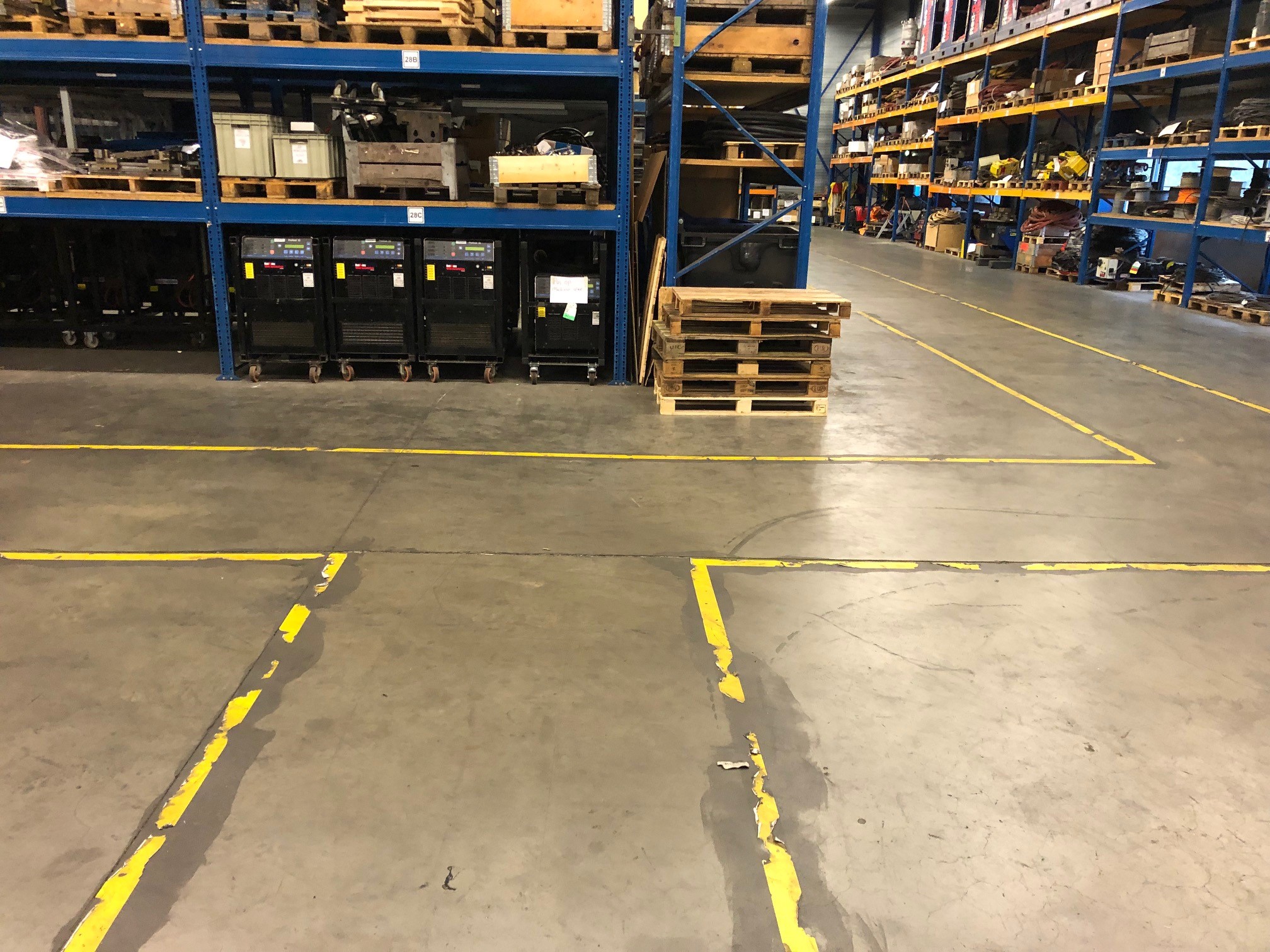 Floor markings in a work space - RibbStyle