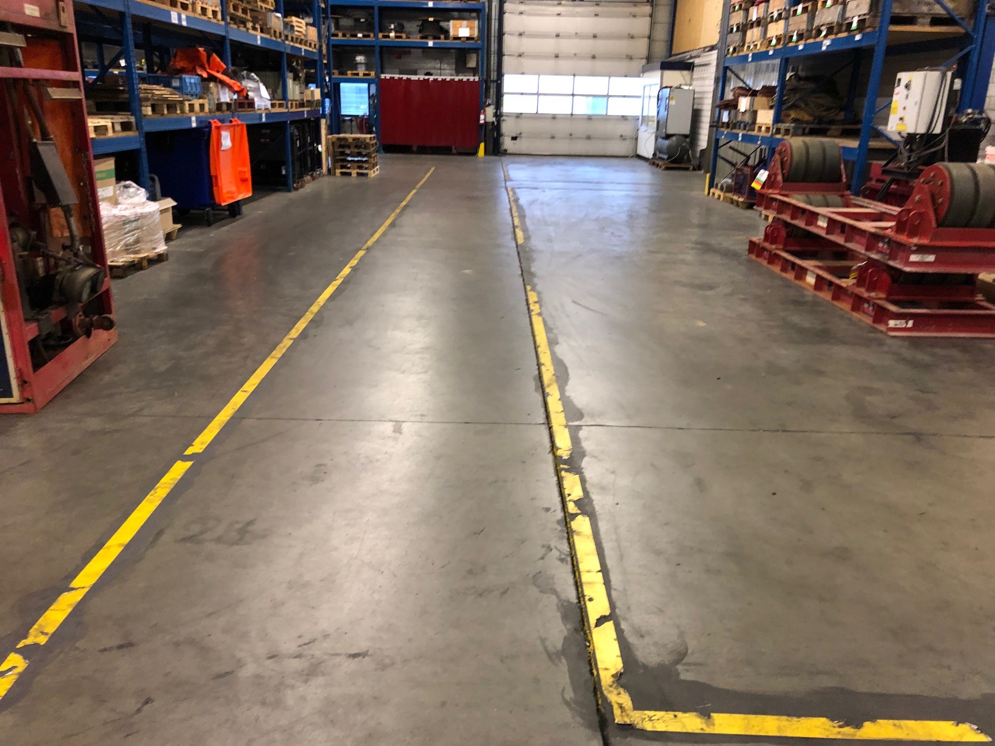 Floor markings in a work space - RibbStyle